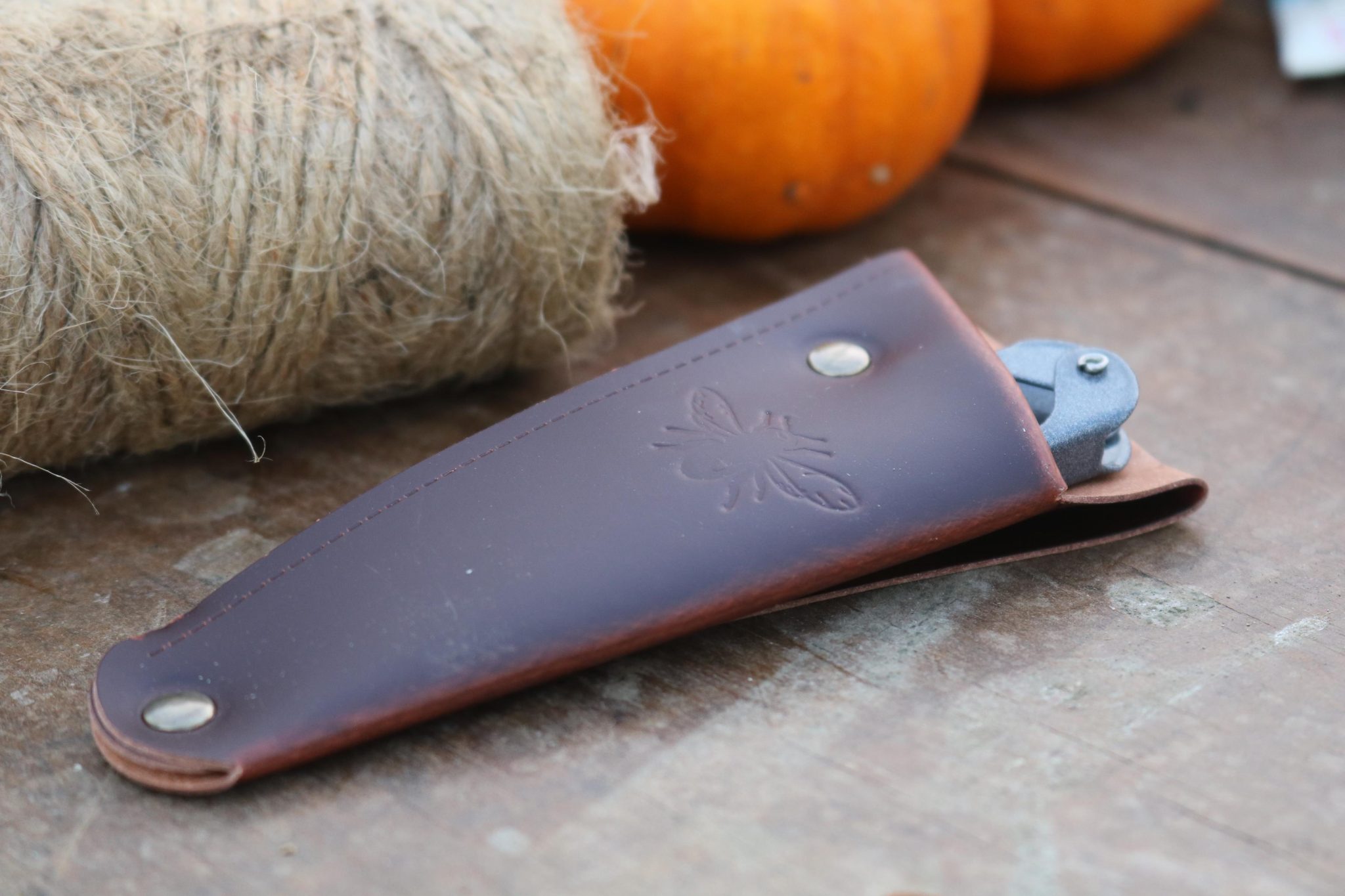 Garden Snips with Pouch – Orchard Garden Antiques