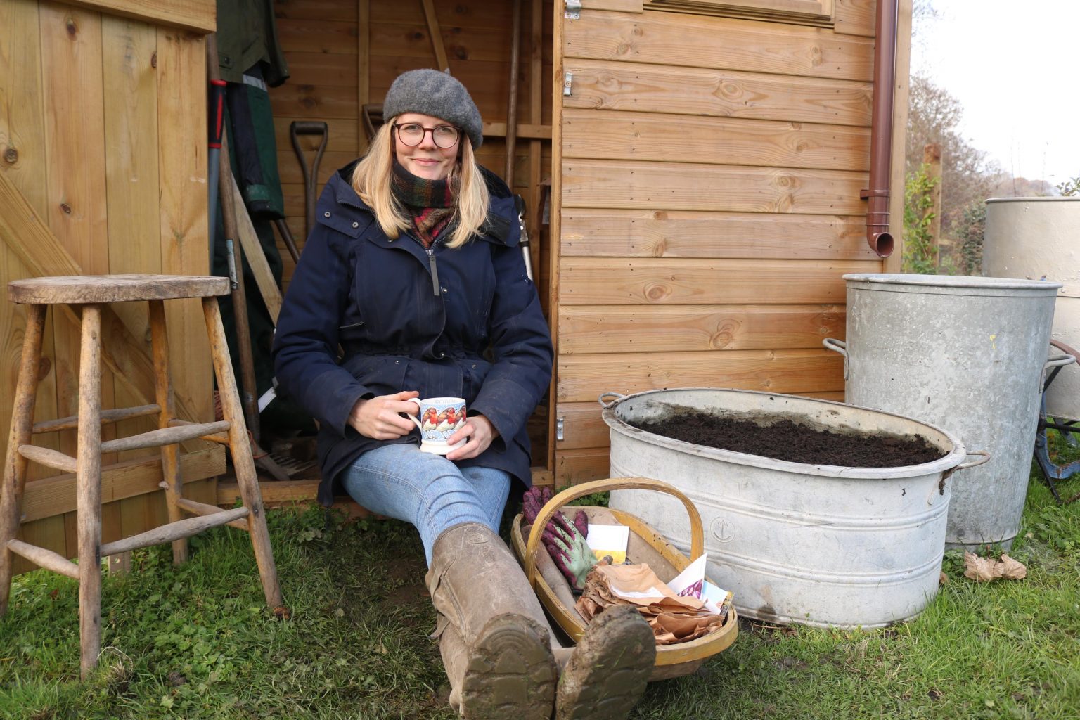 Spring Bulb Container – Orchard Garden Antiques